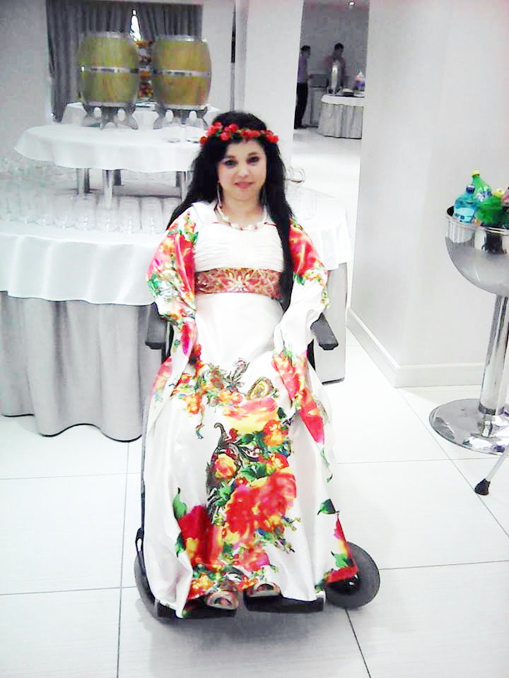 Arta a devenit leacul suferințelor și motivația de a lupta pentru ...